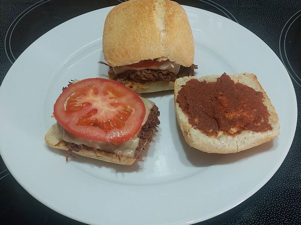 Hot and Spicy Italian Beef Drip Sandwiches| Chefkoch