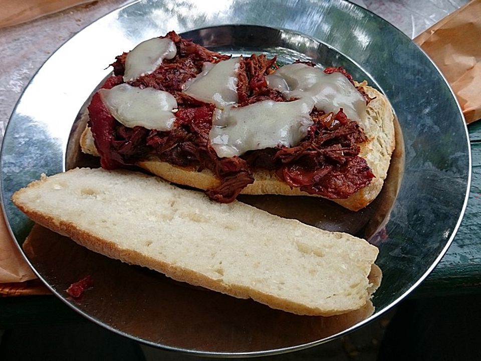 Hot and Spicy Italian Beef Drip Sandwiches von Bebef | Chefkoch