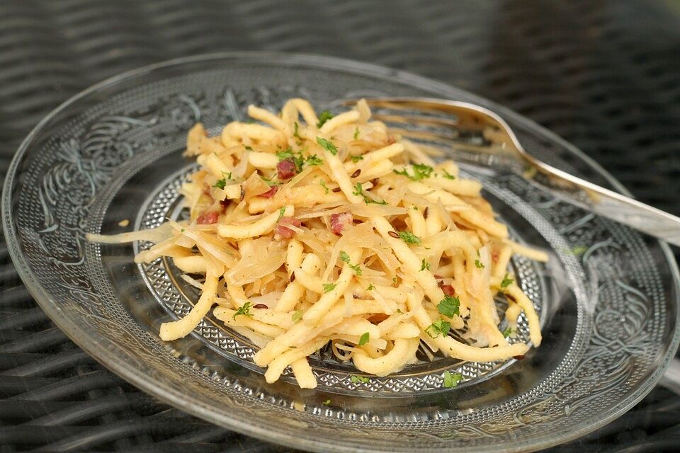 Jäger-Weißkraut-Spätzle von löwewip