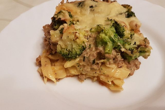 Brokkoli - Hackfleisch - Gratin von Janeff| Chefkoch