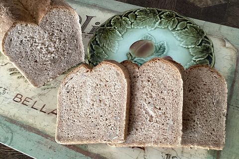Dinkel-Weizen-Toastbrot