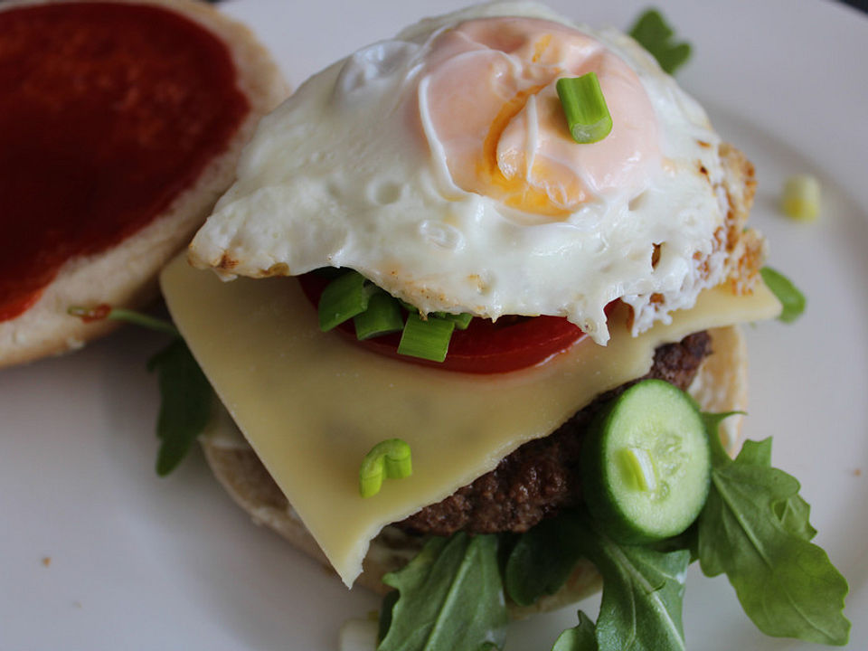 Bacon-Burger mit Spiegelei von Yvonna | Chefkoch