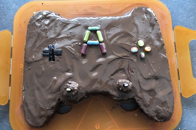 Playstation-Controller Torte von infinity_1982| Chefkoch