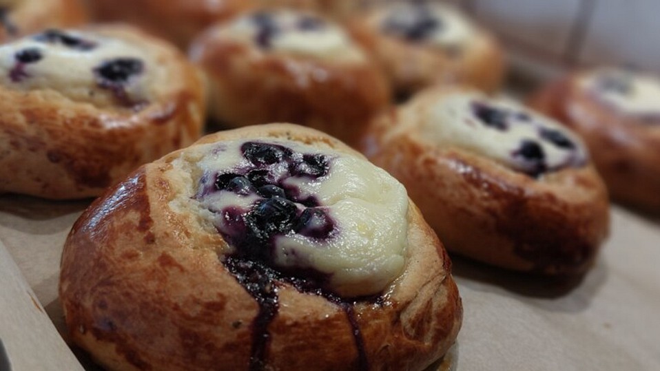 Rahkapulla "Finnische Quarkkuchen" von LissyBack