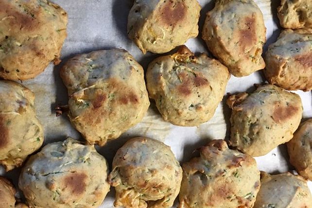 Zucchini-Plätzchen von Lisa Mandl| Chefkoch