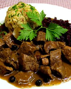 Hirschgulasch Rezepte | Chefkoch