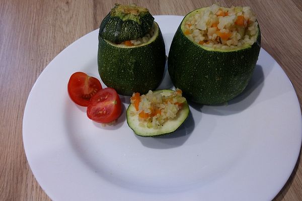 Runde, gefüllte Zucchini von riga53 | Chefkoch