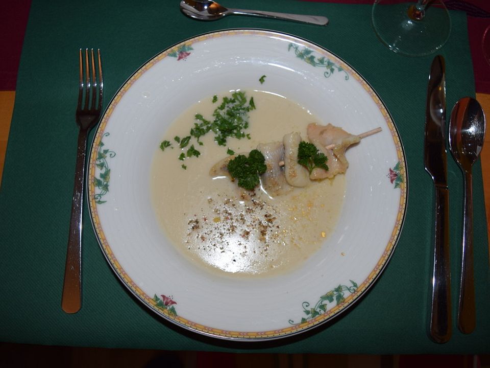 Rieslingsuppe mit Forellenspießchen von knallfix| Chefkoch