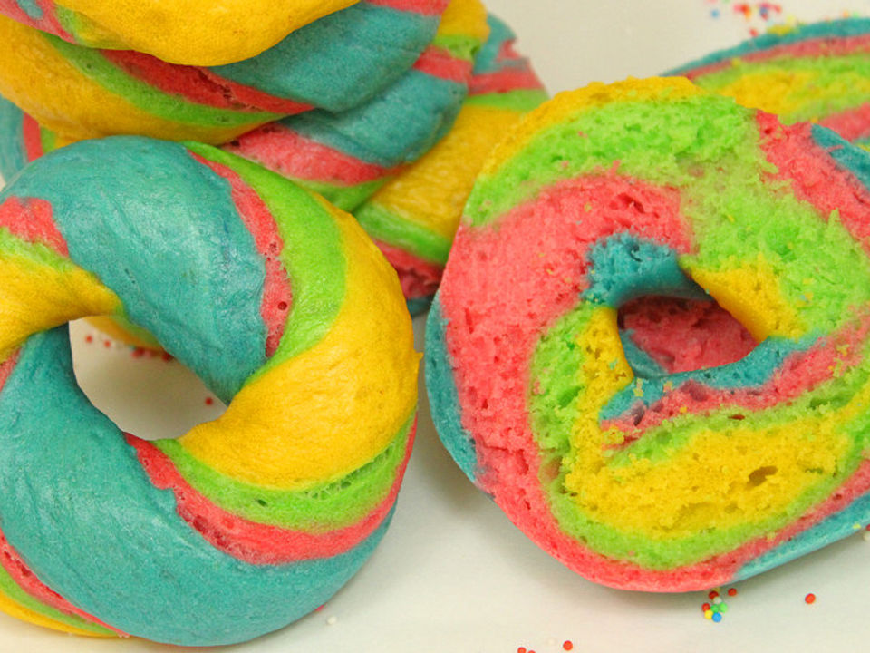 Rainbow Bagel, Food-Trend aus New York von amerikanisch-kochenDE| Chefkoch