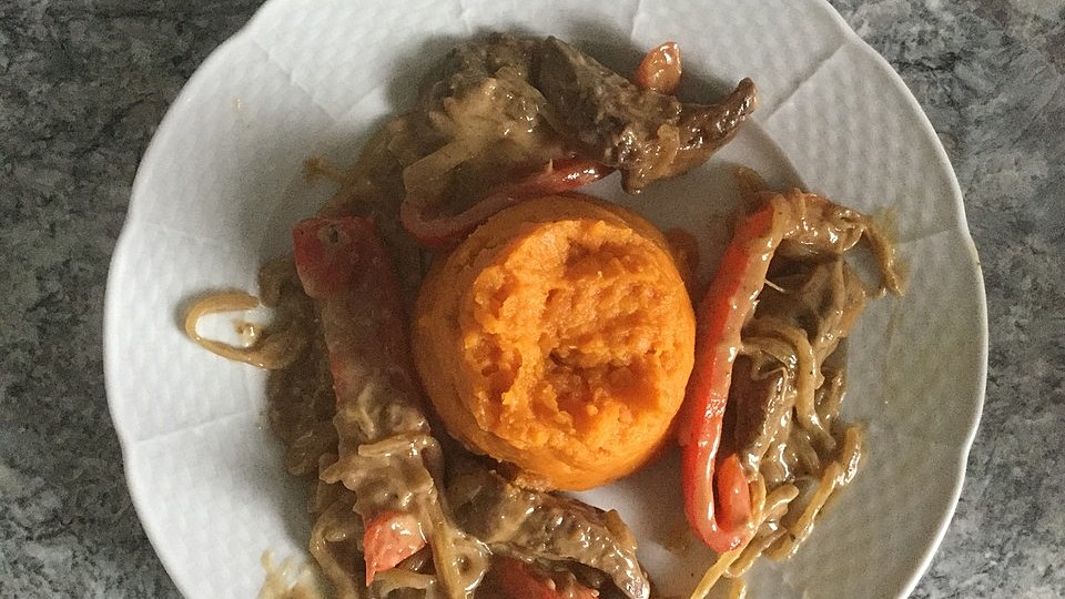 Leberpfanne mit Süßkartoffelpüree von thorwiber