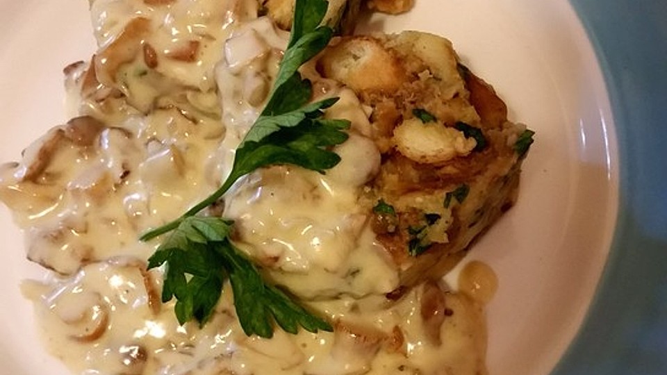Pfifferlingsauce mit Parmesan von Ninifee134