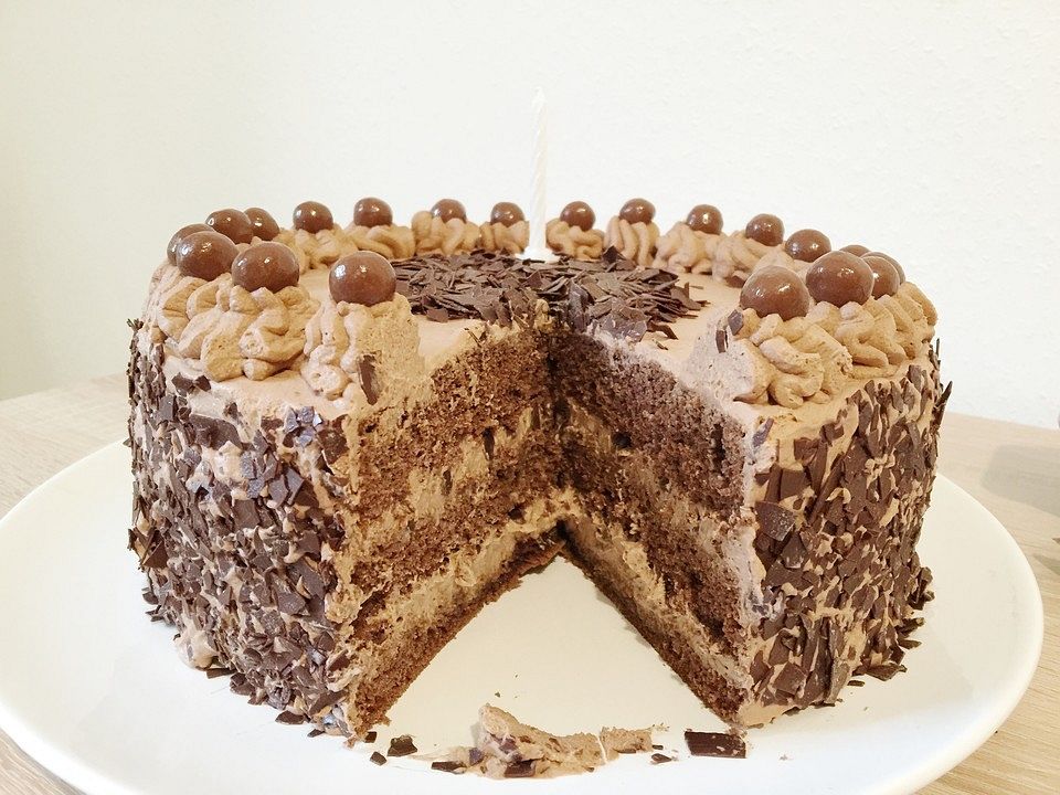 Schokoladen-Sahnetorte von CookBakery| Chefkoch