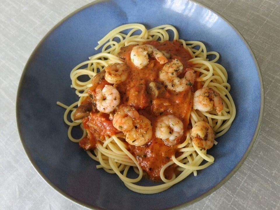 Spaghetti mit Scampi-Tomaten-Sauce von osiria_lbo| Chefkoch