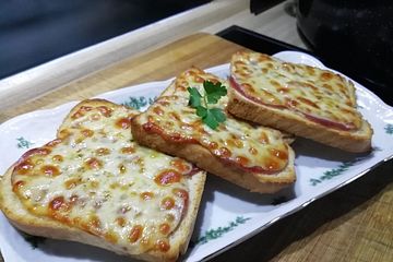 Mini-Pizza-Toast von Kochdepp99| Chefkoch