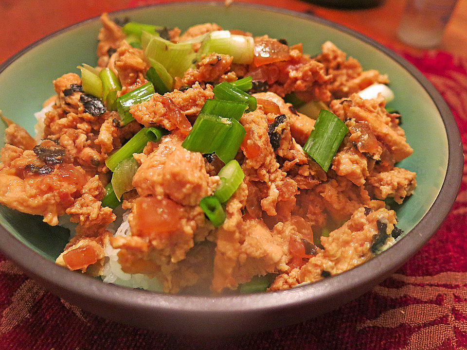 Japanisches Reisgericht mit Hühnerfleisch und Ei von Shimone| Chefkoch