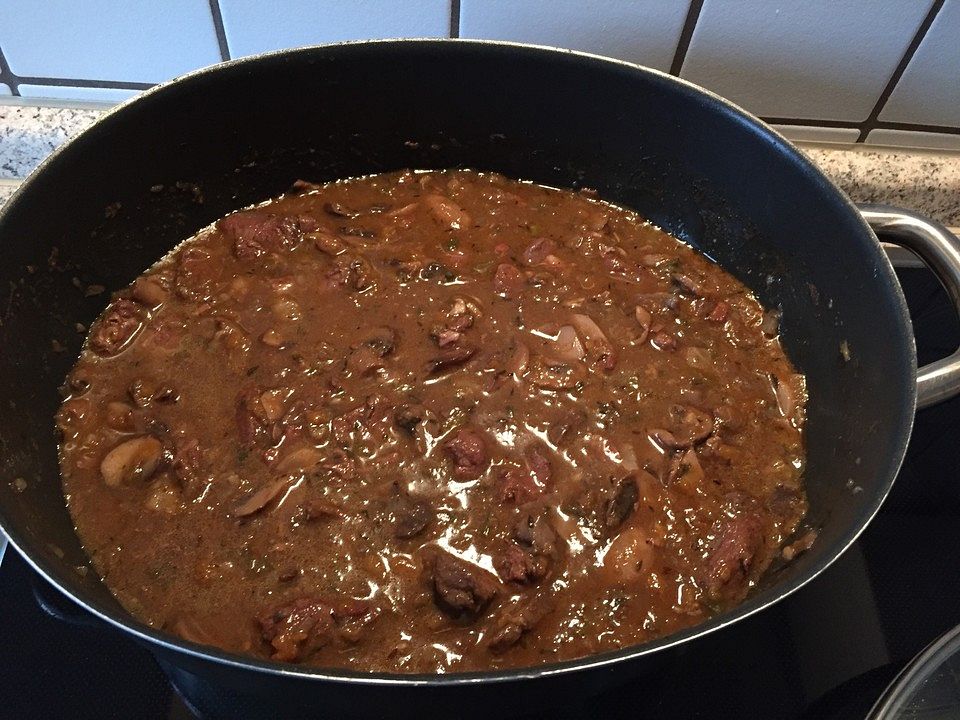 Hirschgulasch oder Rehgulasch von toniheld| Chefkoch