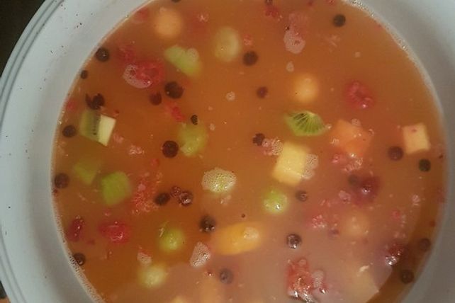 Fruchtbowle mit Sekt, Weißwein und Wodka von MelliBelli1994| Chefkoch