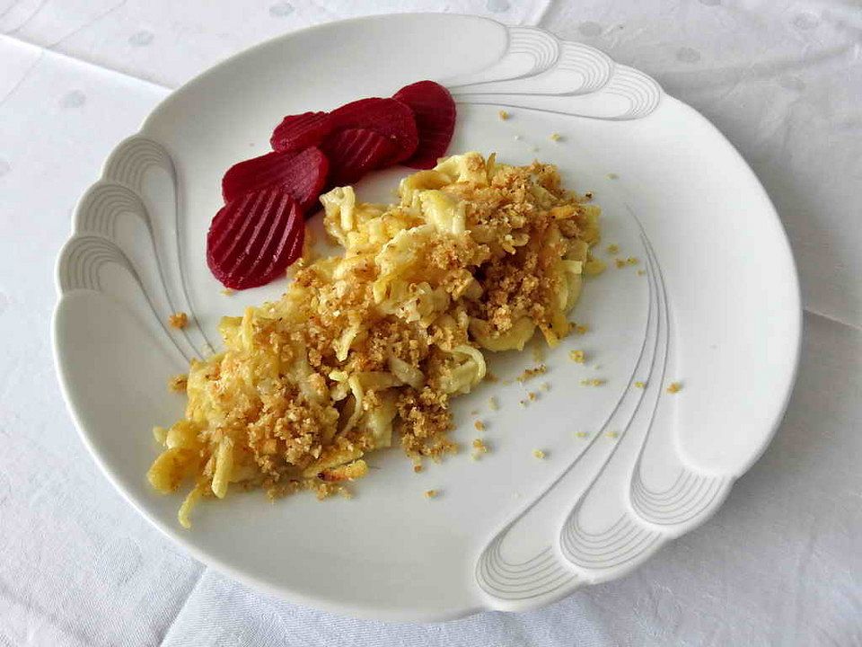 Pfannen Kässpätzle Mit Gerösteten Semmelbröseln Von Juulee Chefkoch
