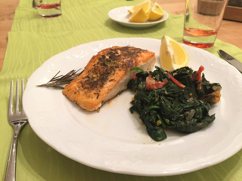 Lachs mit Blattspinat von Lilie09| Chefkoch
