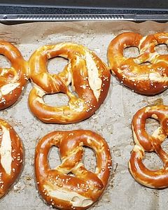Laugenbrezel Rezepte | Chefkoch