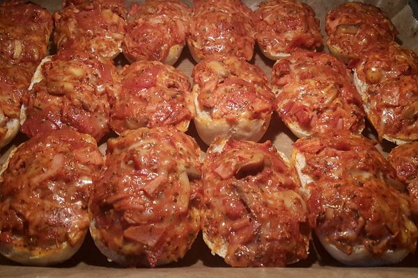 Schwesters Pizzasemmeln von Maukatze89 | Chefkoch