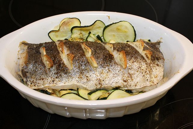 Seehechtfilet auf Zucchini von Klaumix| Chefkoch
