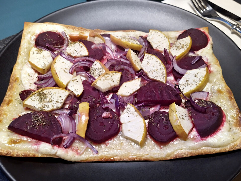 Flammkuchen Mit Roter Bete