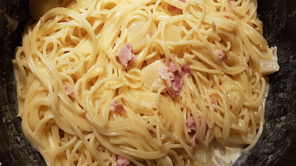 Spaghetti Hawaii von helilocke