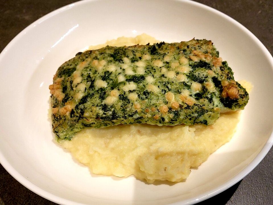 Gratiniertes Schellfischfilet auf Spinat-Gemüse-Bett von Pannepot| Chefkoch