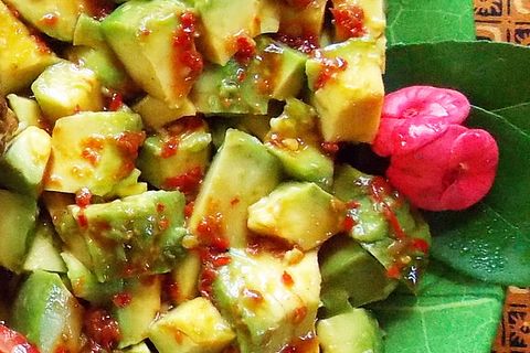 Alpocat Saos Tiram - Avocado mit würziger Austernsauce. von dieter ...