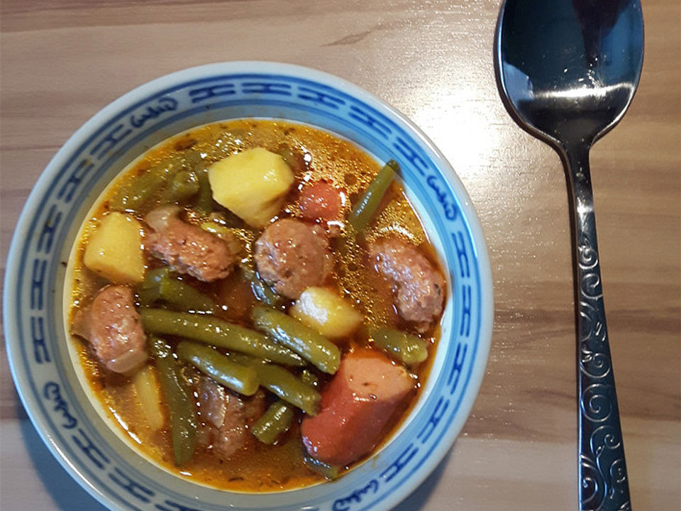 Prinzessbohnen mit Kartoffeln und Chilihackbällchen von Kushell64| Chefkoch