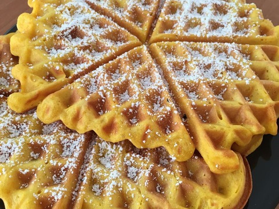 Belgische Waffeln mit Kürbis von CarrieBerry| Chefkoch