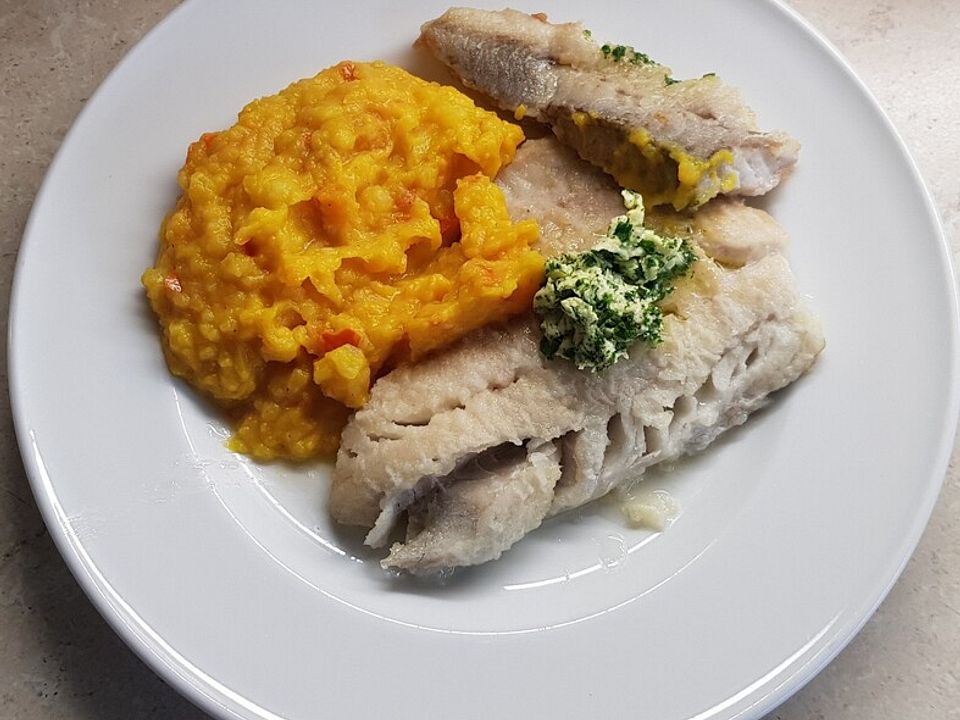 Zanderfilet auf Kürbis-Kartoffel-Püree von Sjambo| Chefkoch