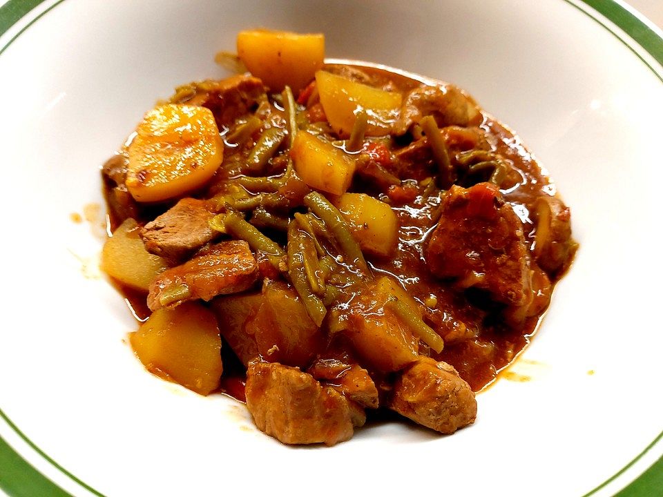 Gulaschtopf à la Lagerfeuer von Berti28| Chefkoch