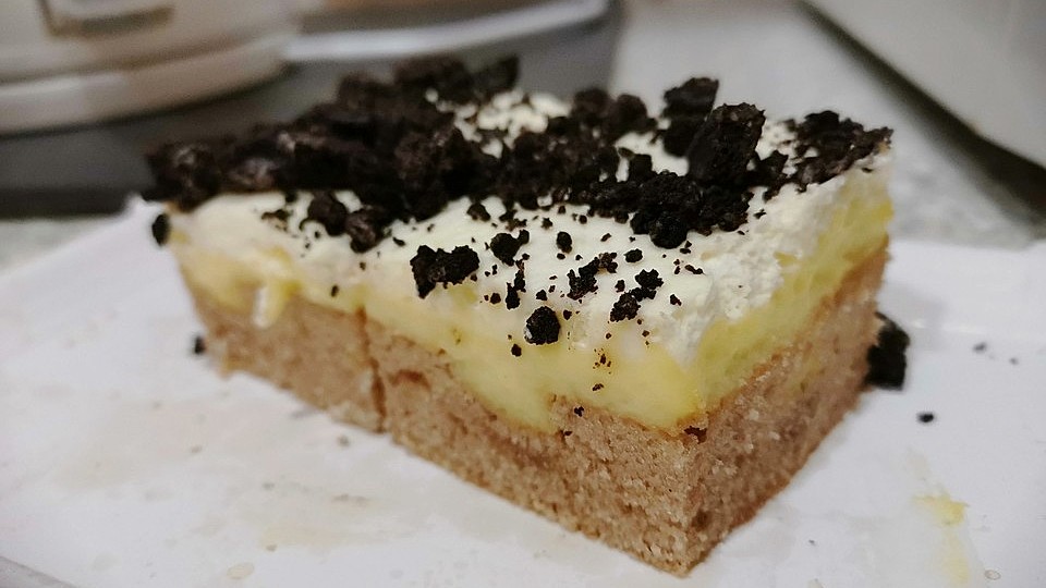 Vanillepudding Poke Cake