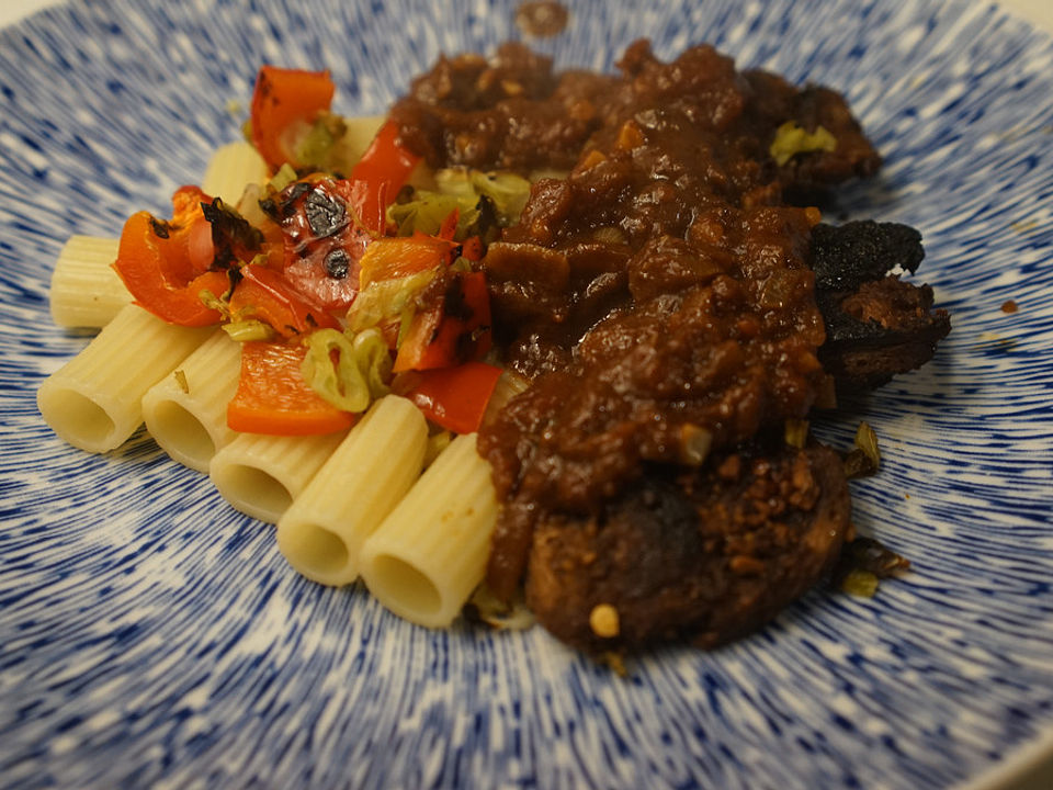 Sojamedaillons mit scharfer Schoko-Loco-Mole von veganmitnilla| Chefkoch