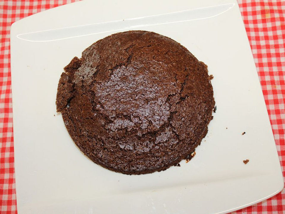 Schokoladenkuchen "Crazy Wacky Cake - Depression Cake" von Luna2328 ...