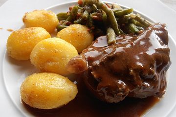 Rinderbacke in Rotwein geschmort von Monika| Chefkoch