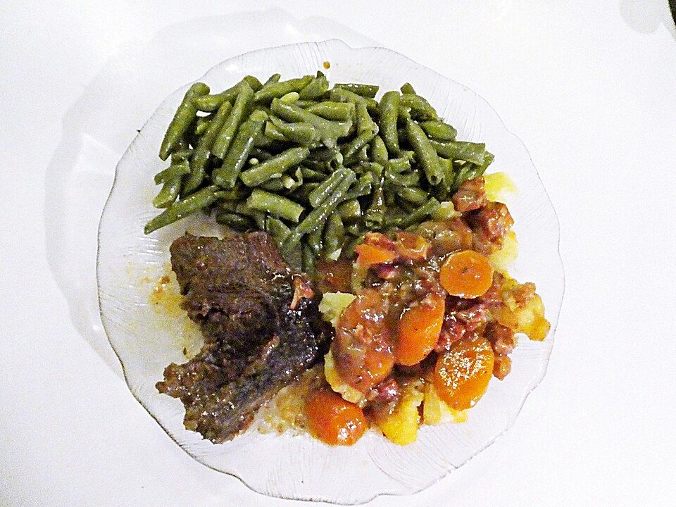 Rinderbacke in Rotwein geschmort von Monika| Chefkoch