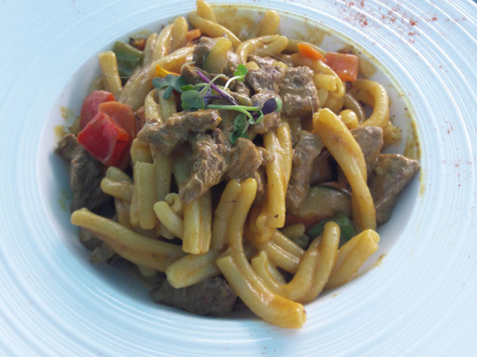Strozzapreti mit Rinderfiletspitzen von idalestate | Chefkoch