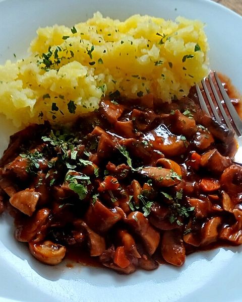Pilzgulasch Rezepte | Chefkoch