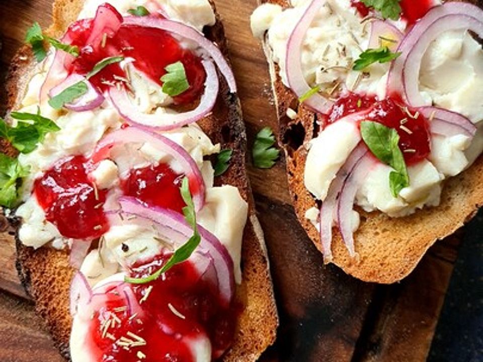 Warme Stulle mit Ziegenkäse von chez-mamie| Chefkoch