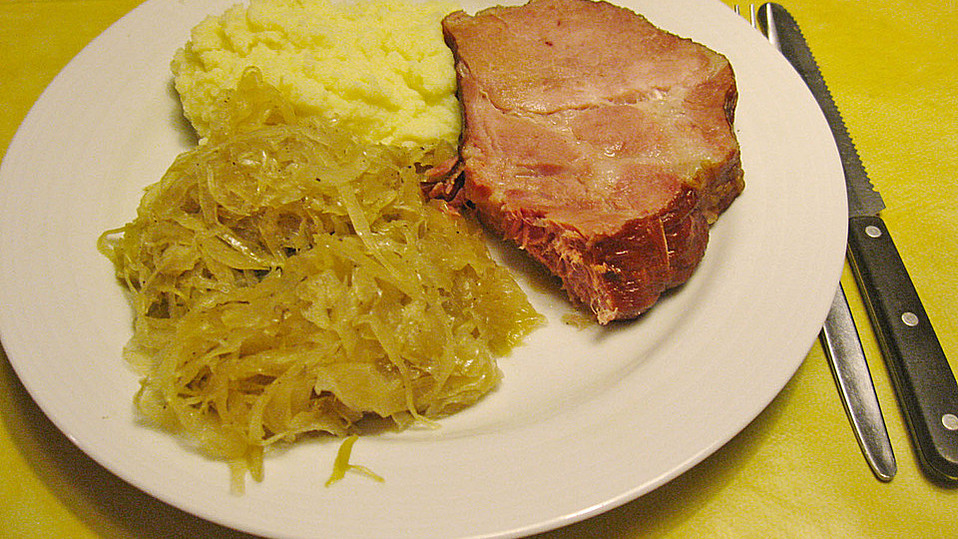 Gekochte Rippchen mit Sauerkraut von Nortz