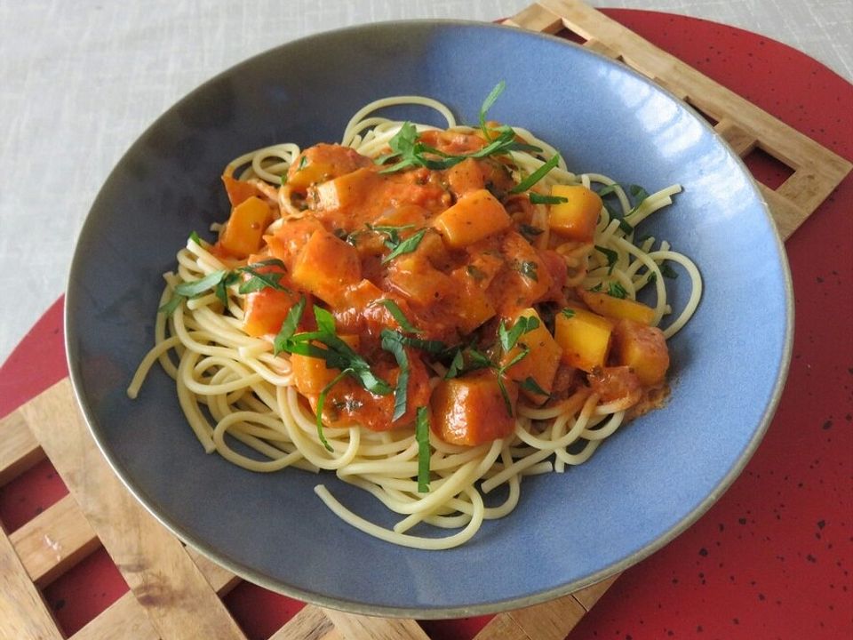 Tomaten-Mango-Spaghetti von Juulee| Chefkoch