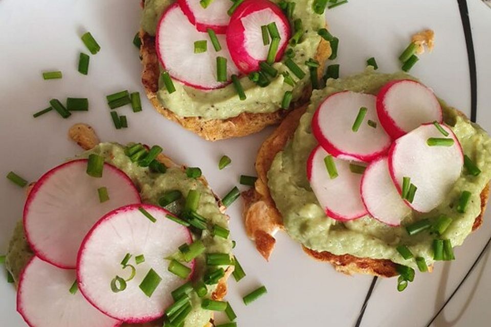 Hafertaler mit Guacamole von Tine1804