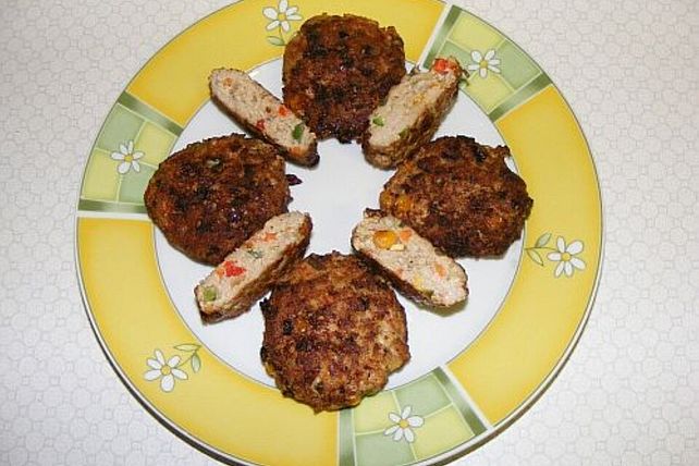 Gemüse-Hackfleisch-Frikadellen von Bis_Oiner_Blärrt| Chefkoch