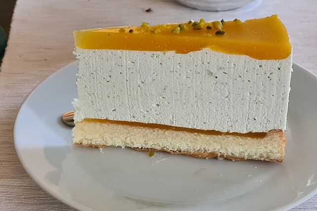 Basilikum-Quark-Torte mit Obst von lumax23| Chefkoch