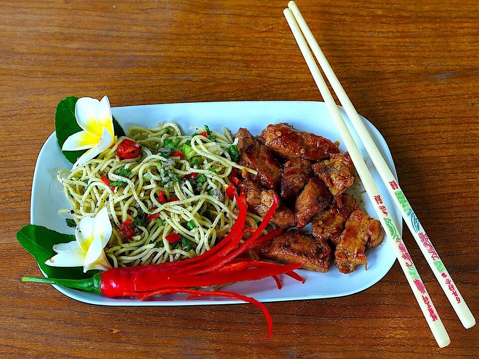 Dan-Dan-Nudeln mit Huhn von dieter_sedlaczek| Chefkoch