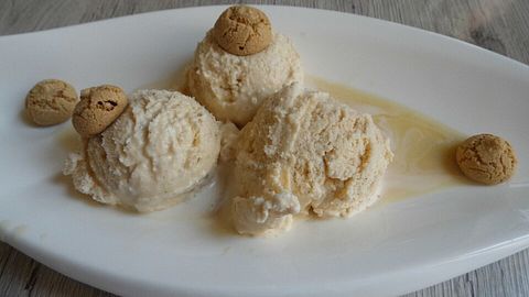 Amaretto-Eis aus der Eismaschine von KochMaus667