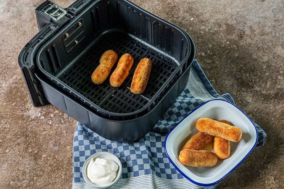 Tiefgefrorene Kroketten In Der Heissluftfritteuse
